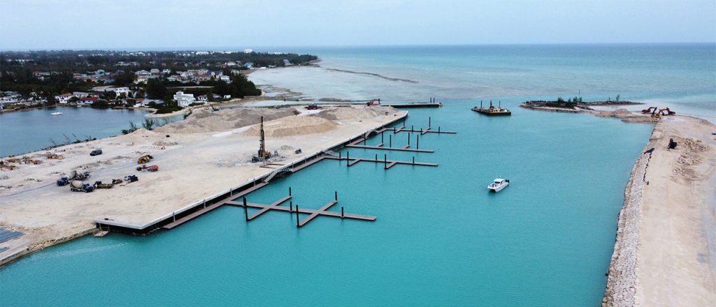 First Vessel Enters Legendary Marina Resort at Blue Water Cay